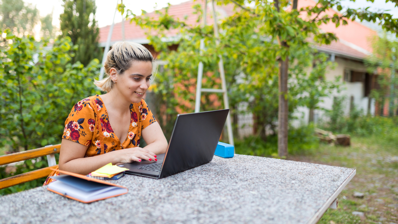 Best Practices for Building an Effective Remote or Hybrid Workplace Policy | Talent500 blog