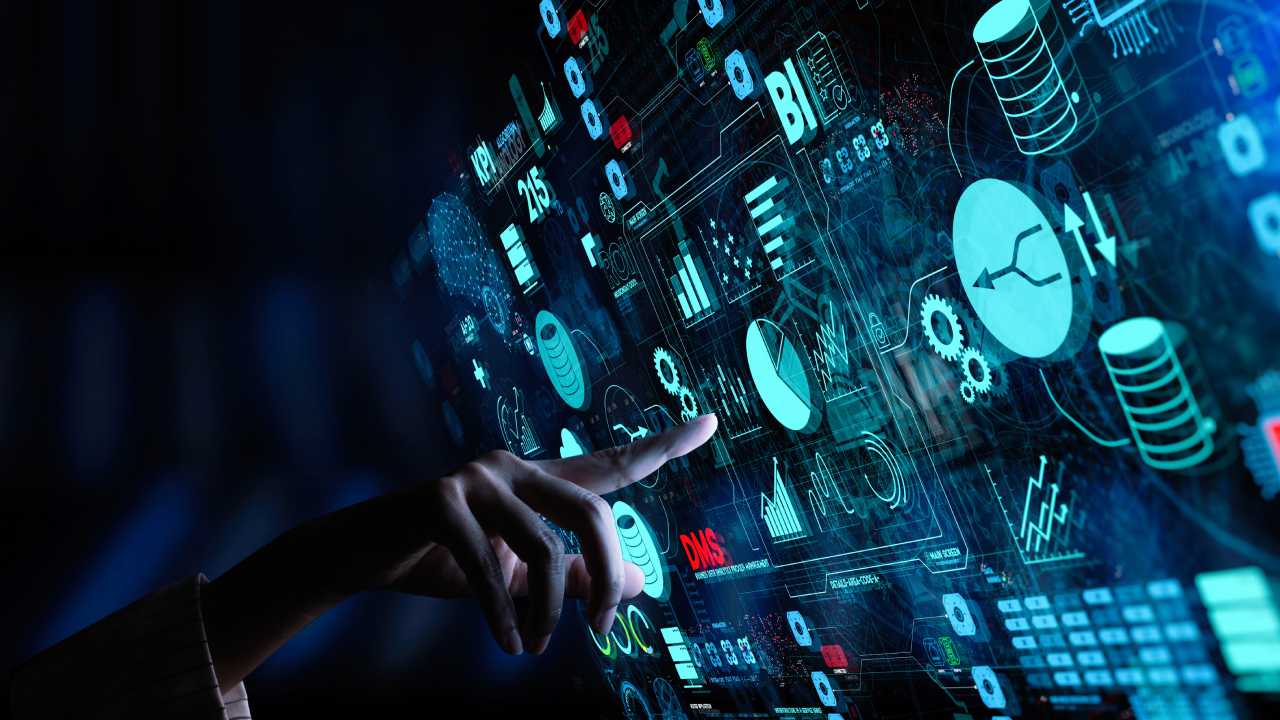 Data Warehouse Design and Optimization: Designing Efficient Data ...